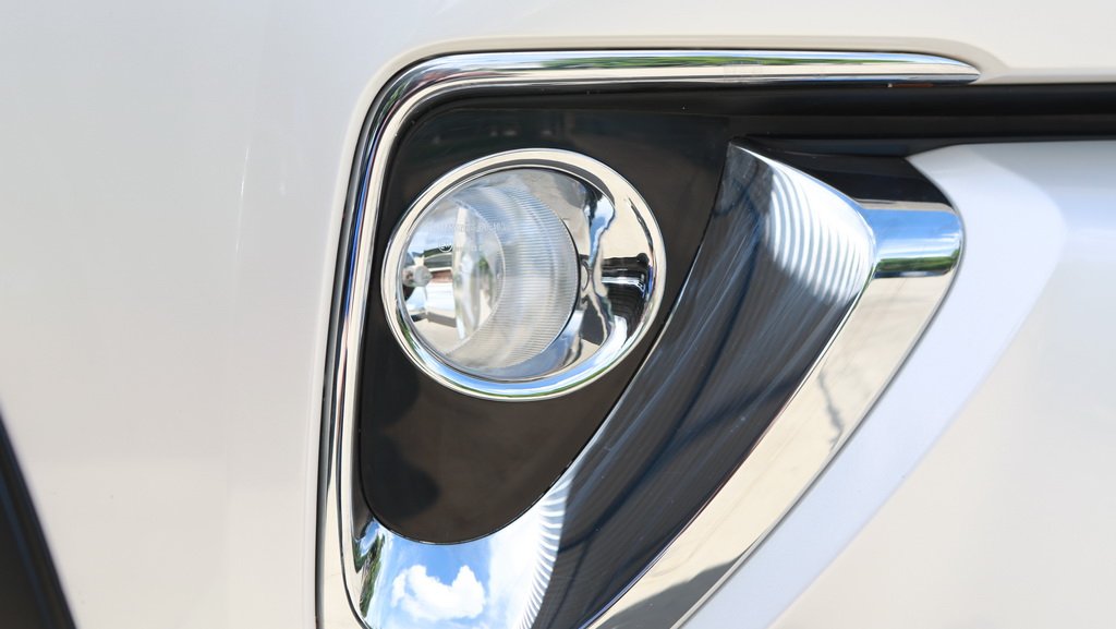TOYOTA FORTUNER 2015-2019 GENUINE SPOTLIGHT TRIMS FULL REPLACEMENT ...